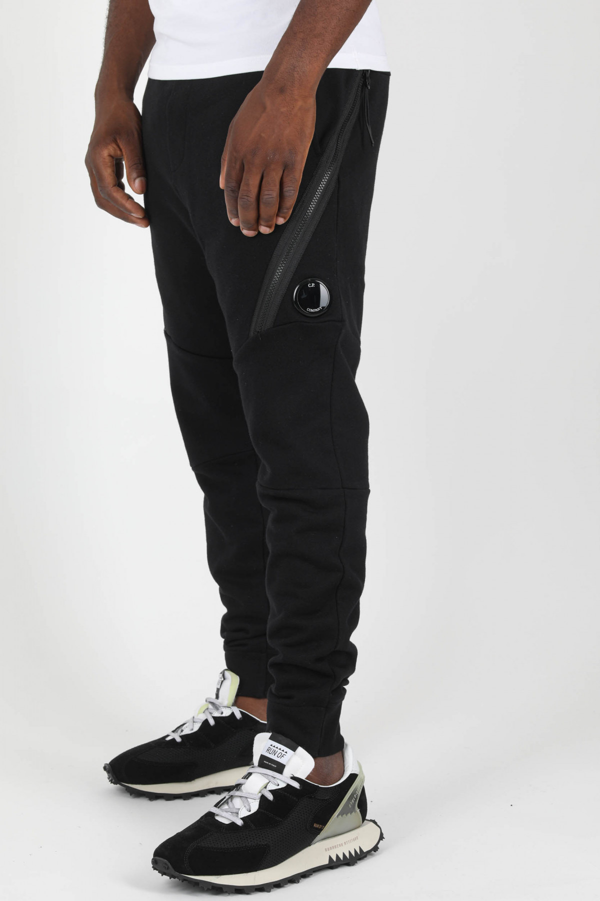 BAS DE JOGGING C.P COMPANY ZIPPE NOIR P064A-999