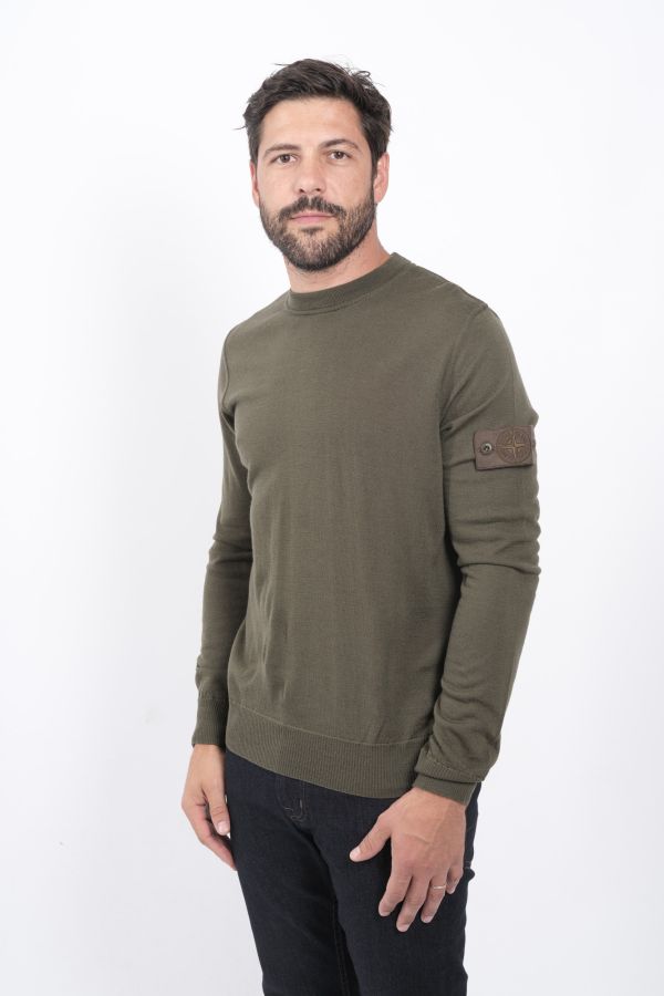 Retrouvez la collection de pulls Stone Island sur le site Jules & Jim